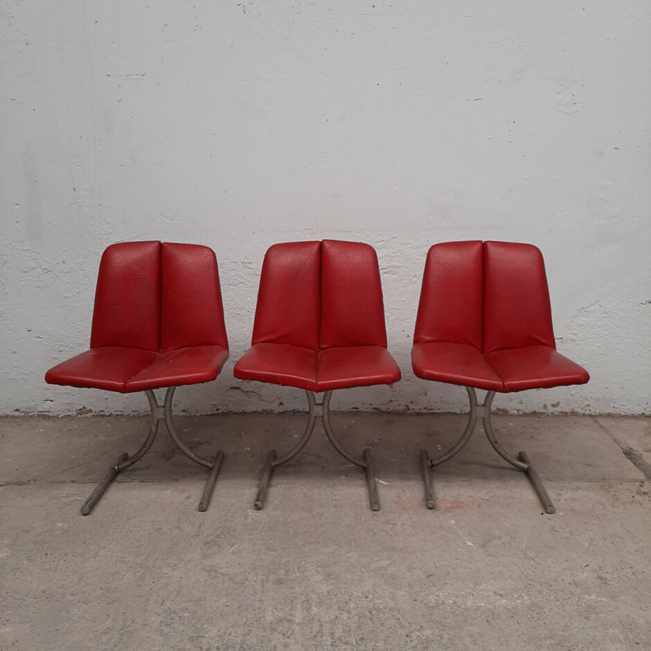 Sillas roja cuerina – Vegas Alquila